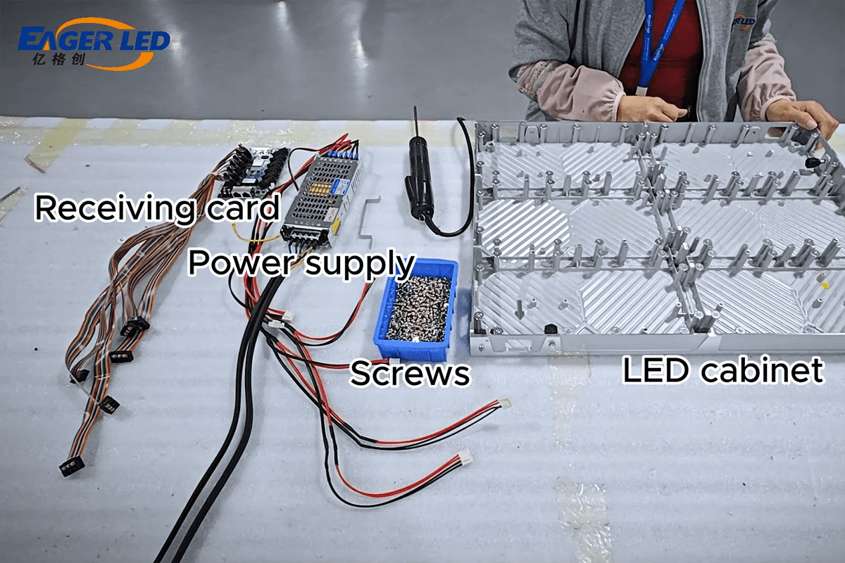 Indoor LED Screen Installation ：EagerLED Come To Teach You